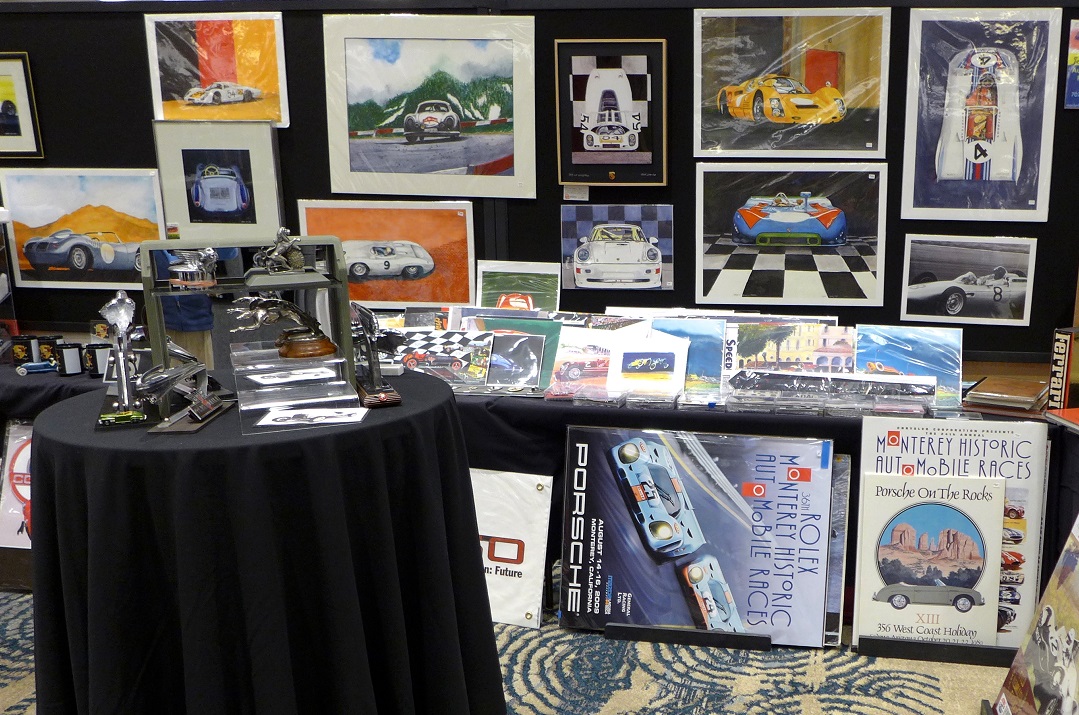 Expo Photos – Automobilia Monterey